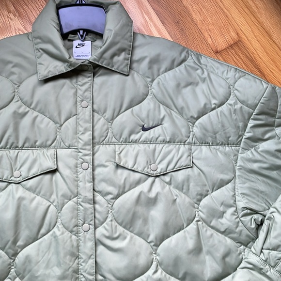 Nike | Jackets & Coats | Nike Sportswear Essential Quilted Jacket ...